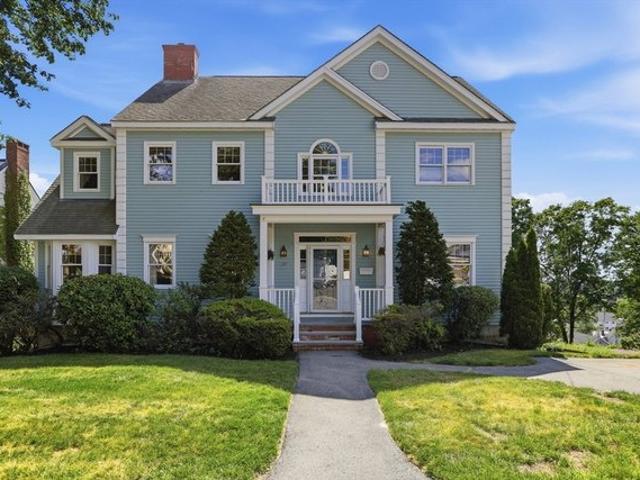 133 Fairmount St, Lowell, MA 01852