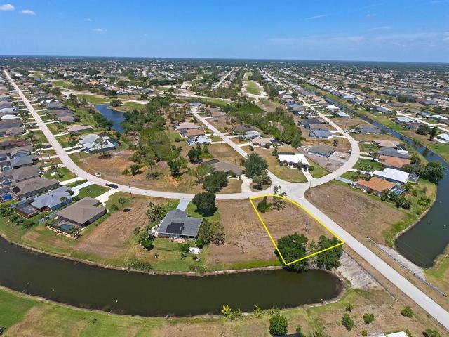 133 Fairway Rd, Rotonda West, FL 33947 | MLS #C7509