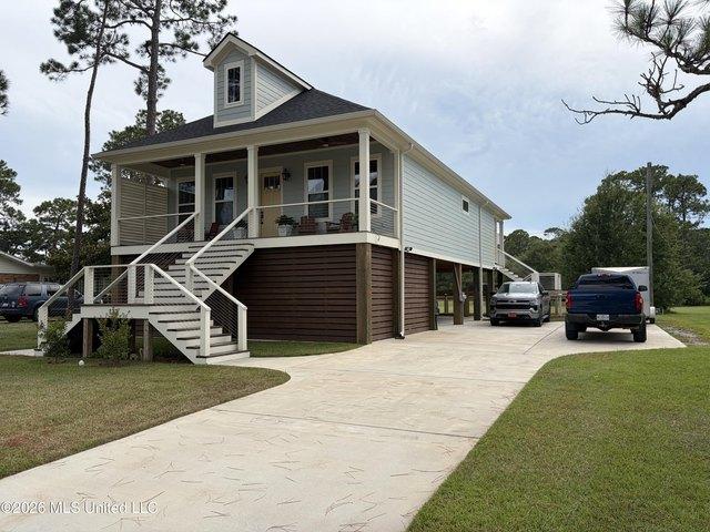 133 Fernwood Dr, Pass Christian, MS 39571