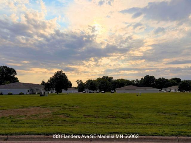 133 Flanders Avenue SE