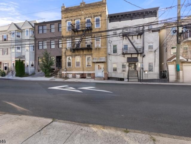 133 Hopkins Ave, Unit 5, Jersey City, NJ 07306 | MLS #4016 | Compass