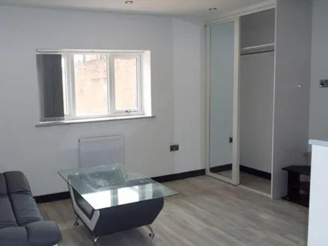 133 Hubert Road, Stirchley, B29 6ET, United Kingdom | 1 bed apartment for rent #138515134 | Rentberry