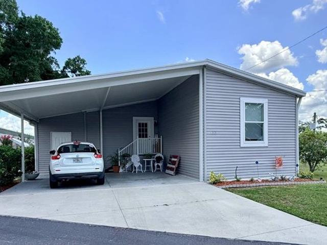 133 Oakhill View Dr, Valrico, FL 33594
