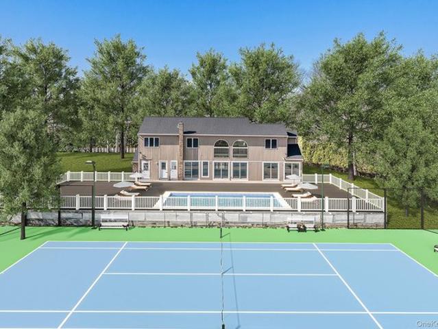 133 Old Country Rd, East Quogue, NY 11942