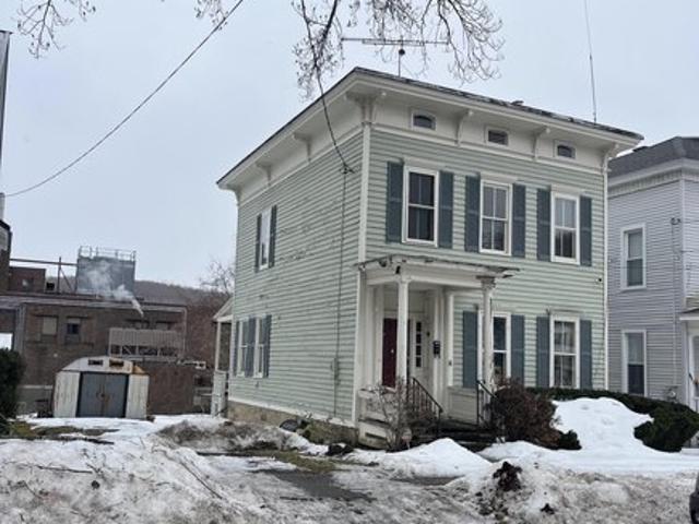 133 Loomis St, Little Falls, NY 13365