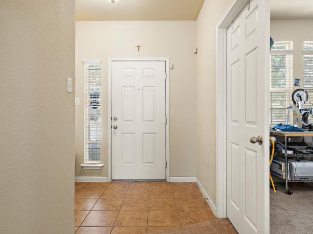 133 Lavaca Loop