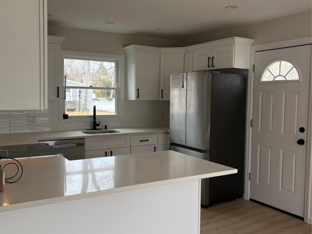 133 Lakeview Drive