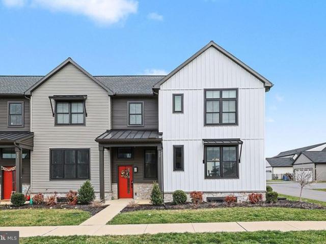 133 Larkin Dr, Mechanicsburg, PA 17055
