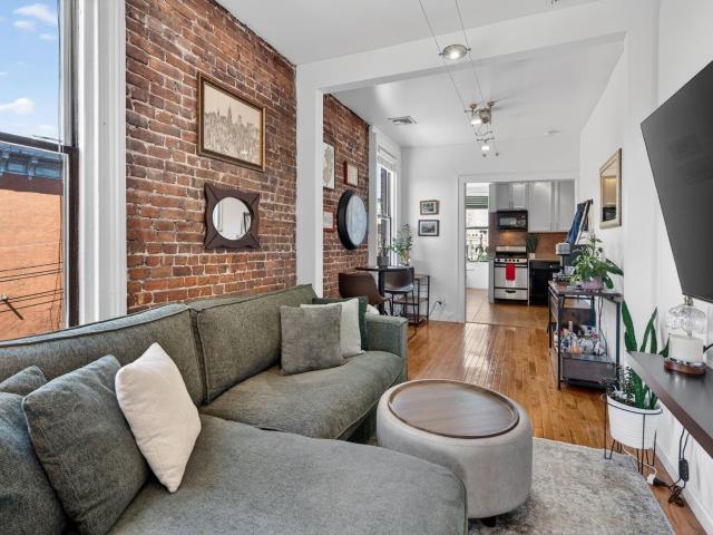 133 Madison St # 4L