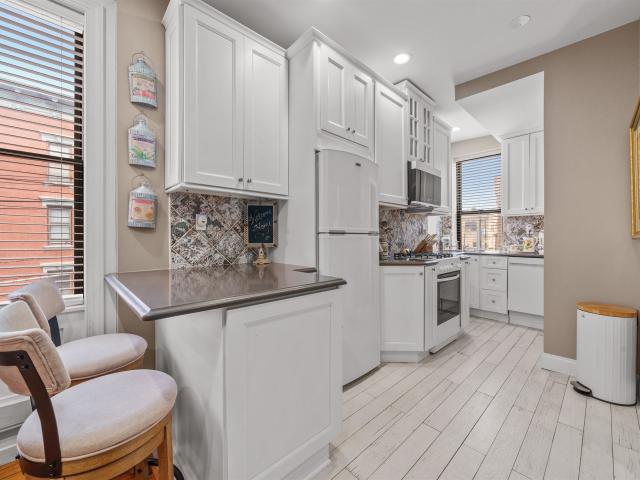 133 Madison St # 3L
