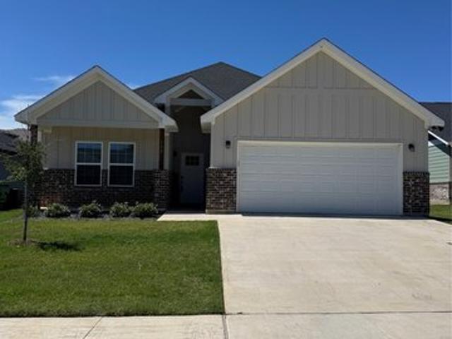 133 Magnolia Estates St, Crowley, TX 76036