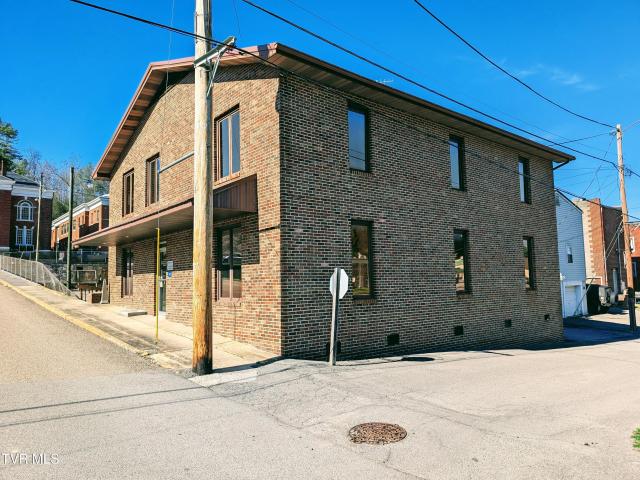133 Mcclure Avenue