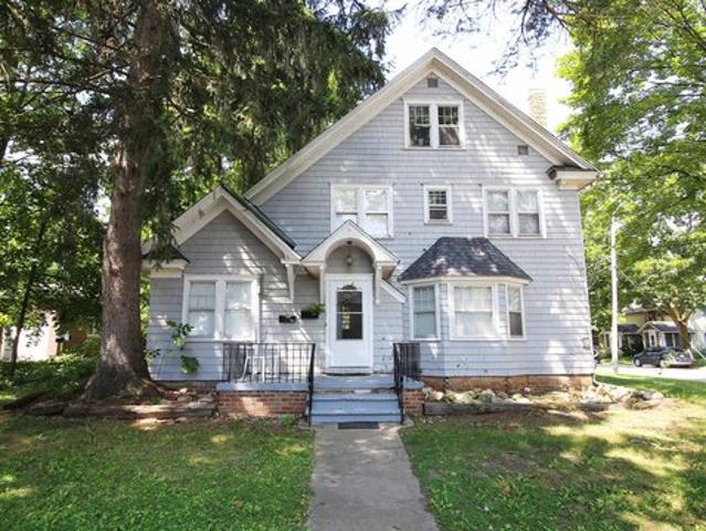 133 N Elizabeth St, Bellevue, MI 49021