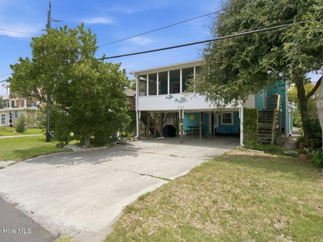 133 N Fourth Ave, Kure Beach, NC 28449