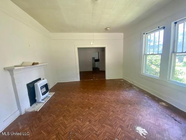 133 N Live Oak Street
