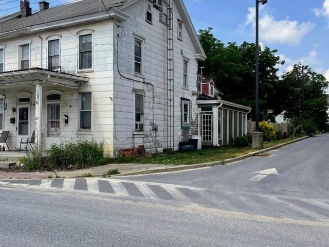 133 N Railroad Street