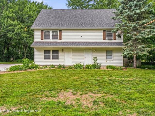 133 N Smith Rd, Lagrangeville, NY 12540