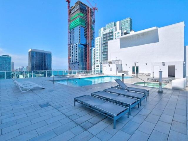 133 NE 2nd Ave Apt 1408, Miami, FL 33132
