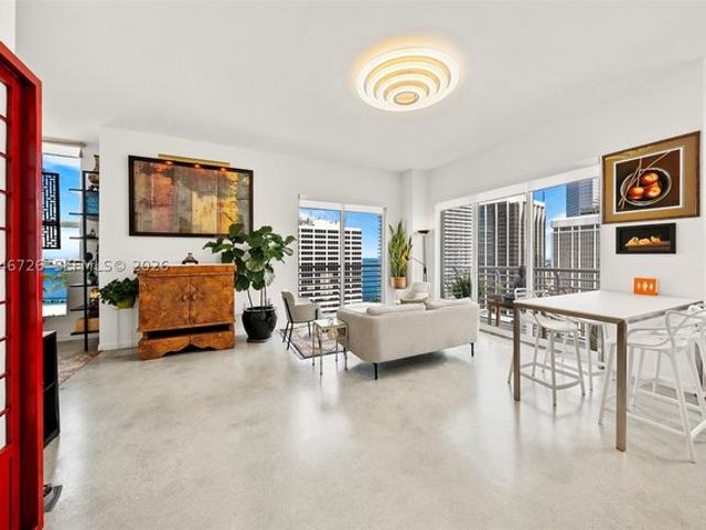 133 NE 2nd Ave Apt 2702, Miami, FL 33132