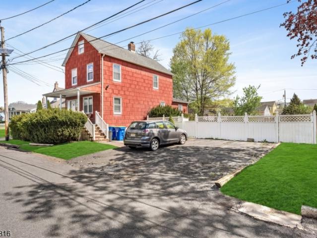 133 S 20Th Ave