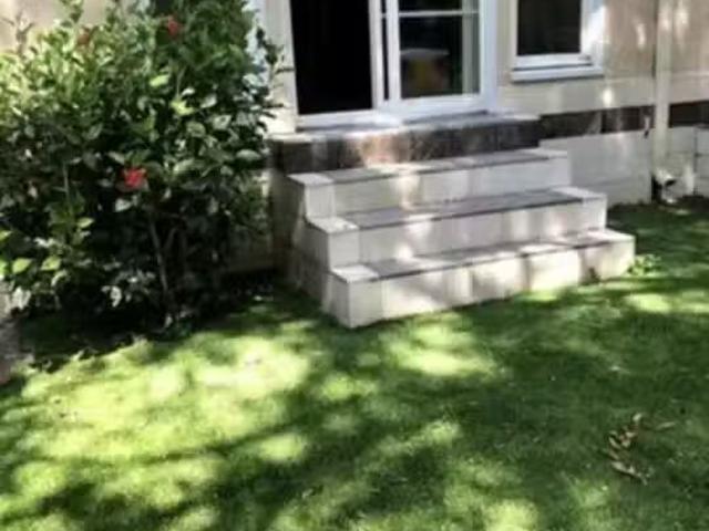133 S Crescent Dr, 11, Beverly Hills, CA 90212