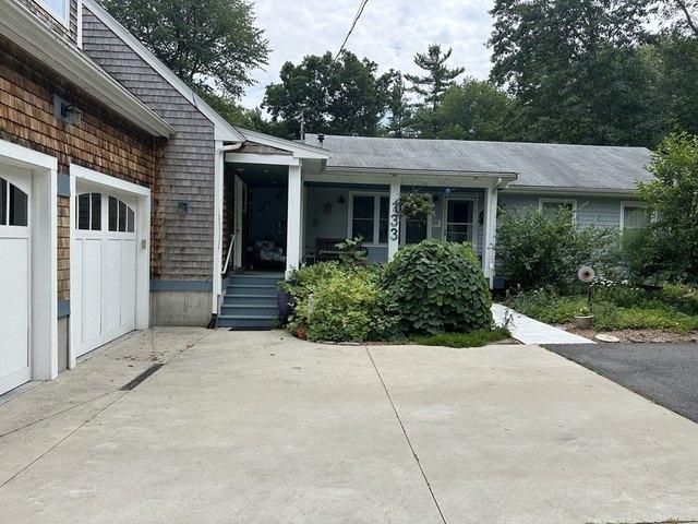 133 S Pickens St, Lakeville, MA 02347