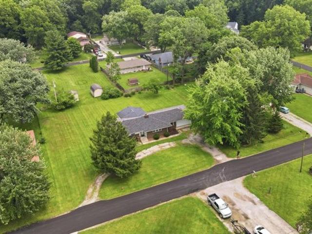 133 S Summit Ridge Dr, Reynoldsburg, OH 43068