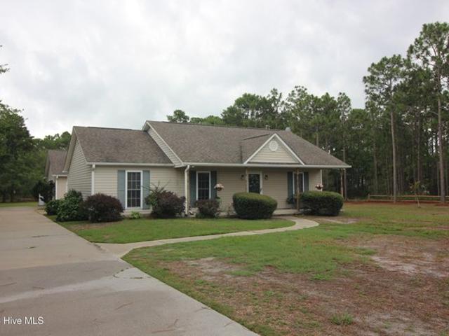 133 Sheldon St, Newport, NC 28570