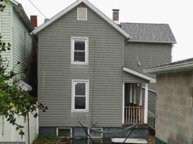 133 Strayer St, Johnstown, PA 15906 | MLS #PACA2000 | Compass