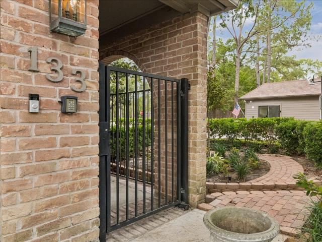 133 Sugarberry Circle