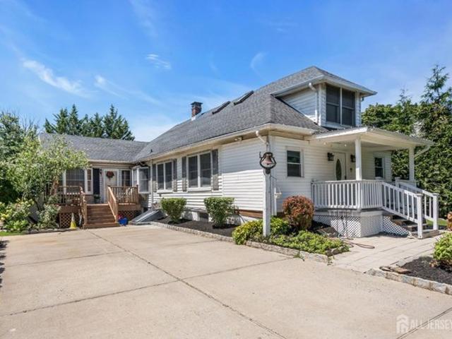 133 Summerhill Rd, Spotswood, NJ 08884