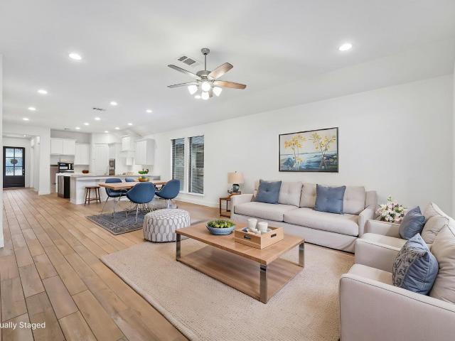 133 Plumbago Loop