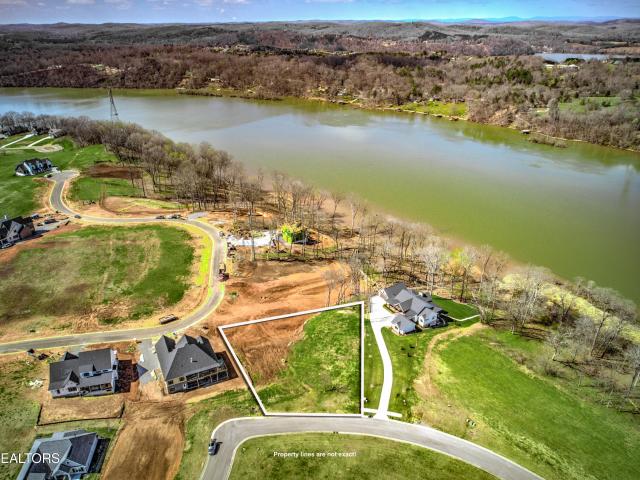 133 River Bank Tr