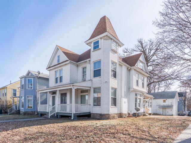 133 W 13TH Street