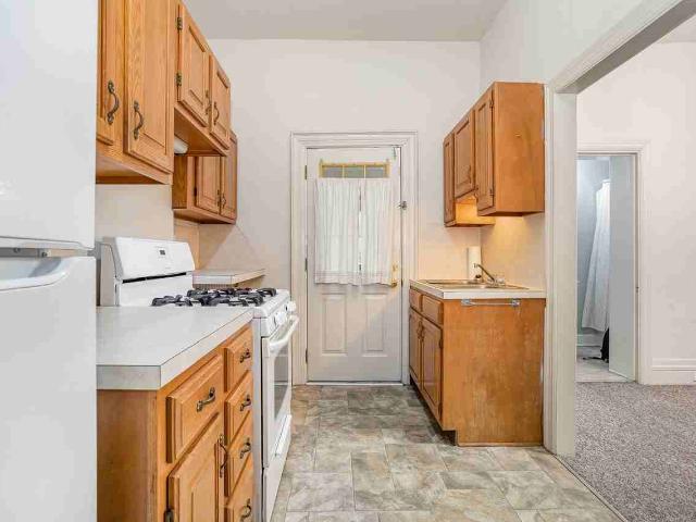 133 W High St 1 Bedroom Apartment for Rent at 133 W High St, Carlisle, PA 17013