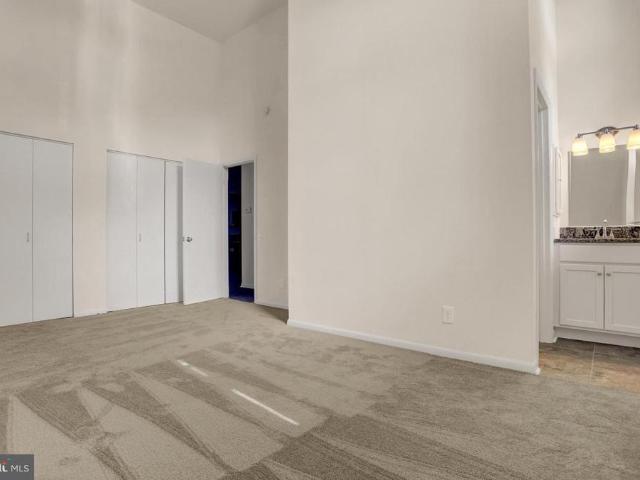 133 W Locust Street # 118