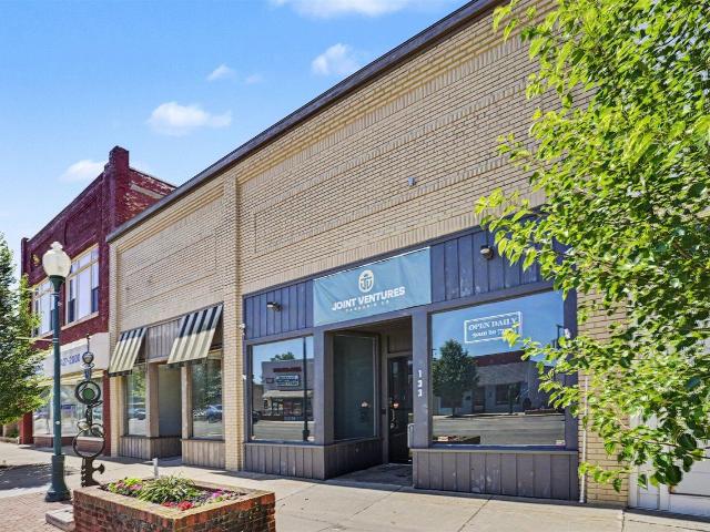 133 W Monroe Street