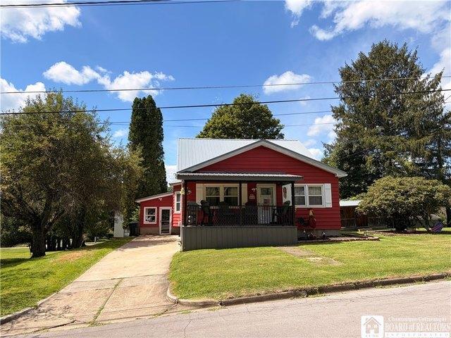 133 Woodlawn Ave, Jamestown, NY 14701