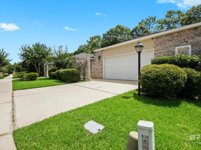 133 Woodruff Court