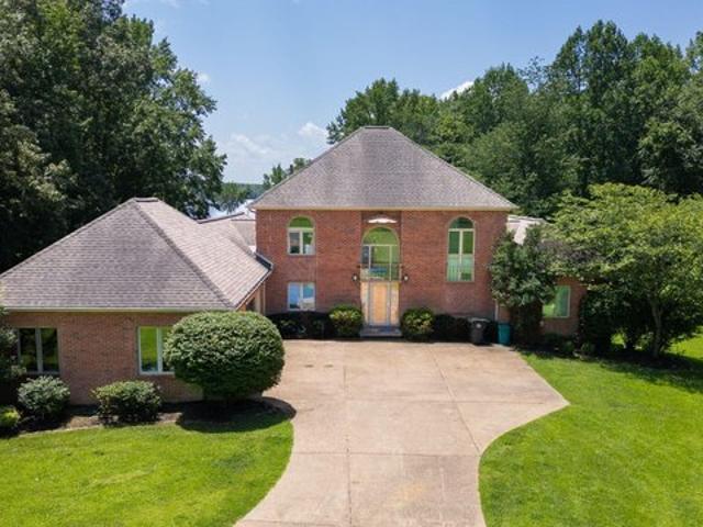 133 Windward Ln, Murray, KY 42071
