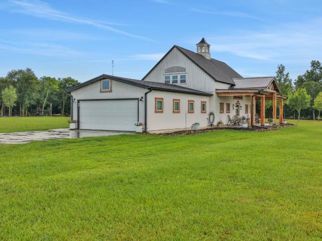 133 Timber Ridge Rd, Liberty, TX 77575 | MLS #32439 | Compass