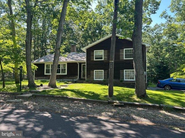 133 Tuckerton Rd, Medford Lakes, NJ 08055