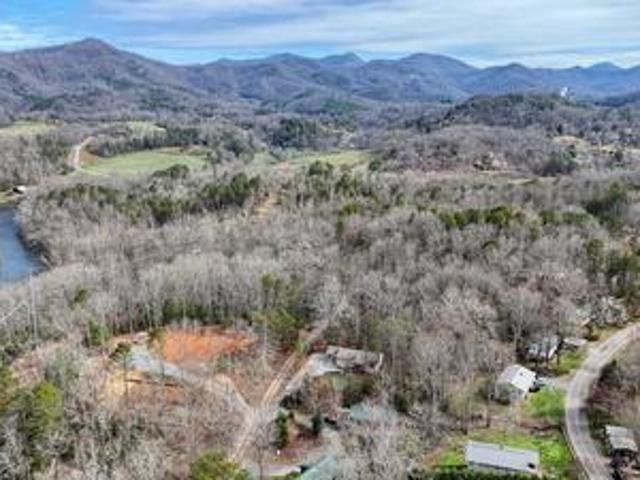 133 Underburg Ln, Franklin, NC 28734 | MLS #429258
