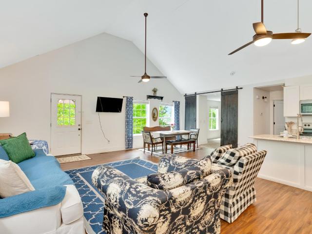 13442 Mullins Cove Road