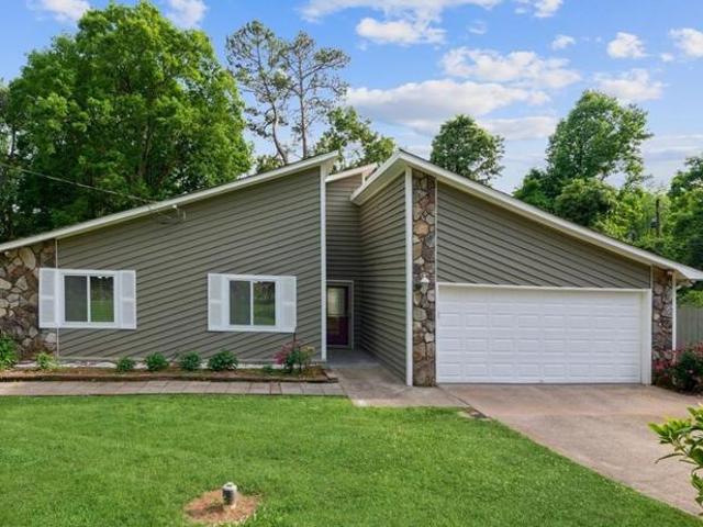 1344 Maple Bend Trail, Lawrenceville, GA 30043