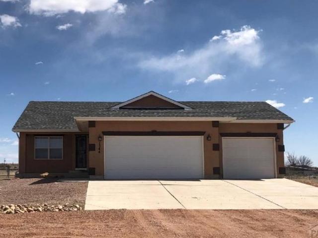 1344 N Blazing Star Ln, Pueblo, CO 81007