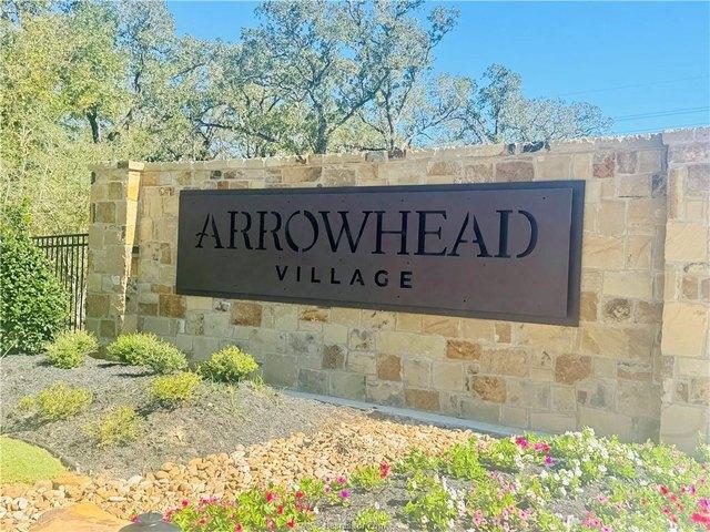 1344 Arrowhead Village Trl, College Station, TX 77845