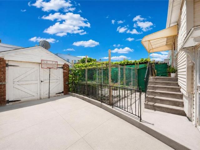 1344 Bay Ridge Parkway