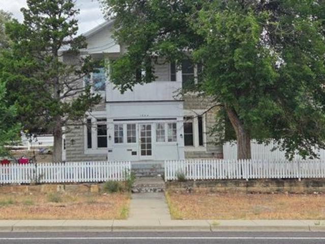 1344 Broadway St, Thermopolis, WY 82443
