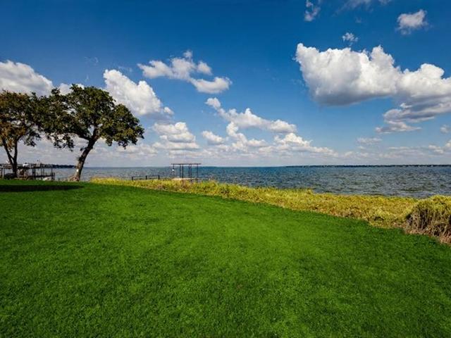 1344 E Cedar Creek Pkwy, Seven Points, TX 75143